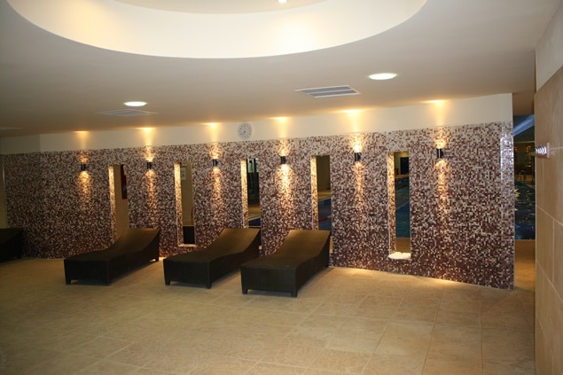 Esporta Chiswick - GFH Tiling